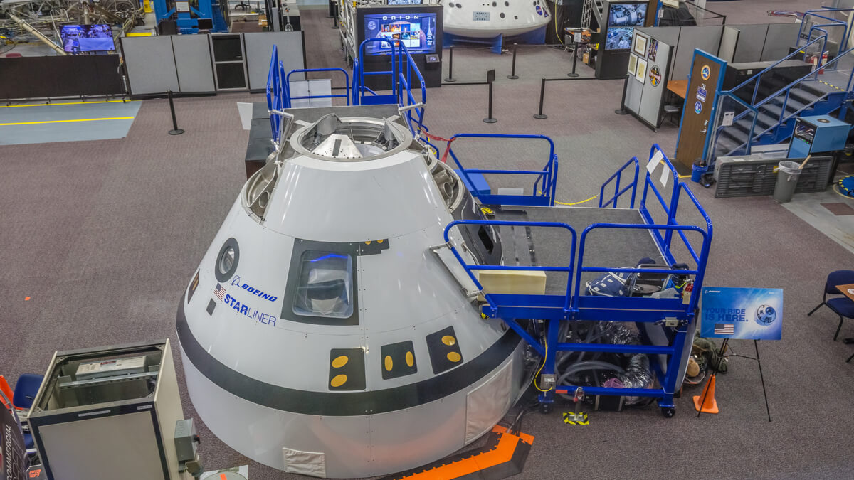 Astronaut Capsule Splashdown